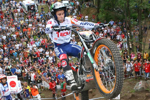 Mondiale Trial: Toni Bou vince la prima gara in Francia Mondiale Trial: Toni Bou vince la prima gara in Francia