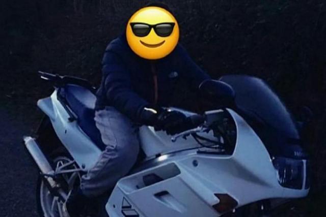 Furti moto, su istagram e facebook le foto di ladri e mezzi rubati Furti moto, su istagram e facebook le foto di ladri e mezzi rubati