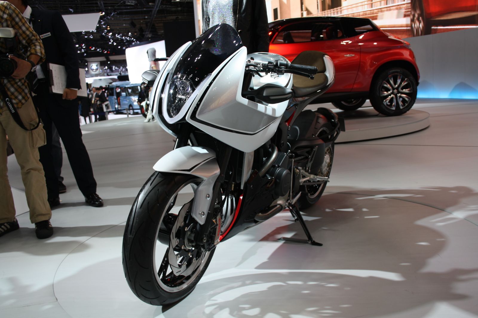 Suzuki, la moto turbo pronta per il 2019?