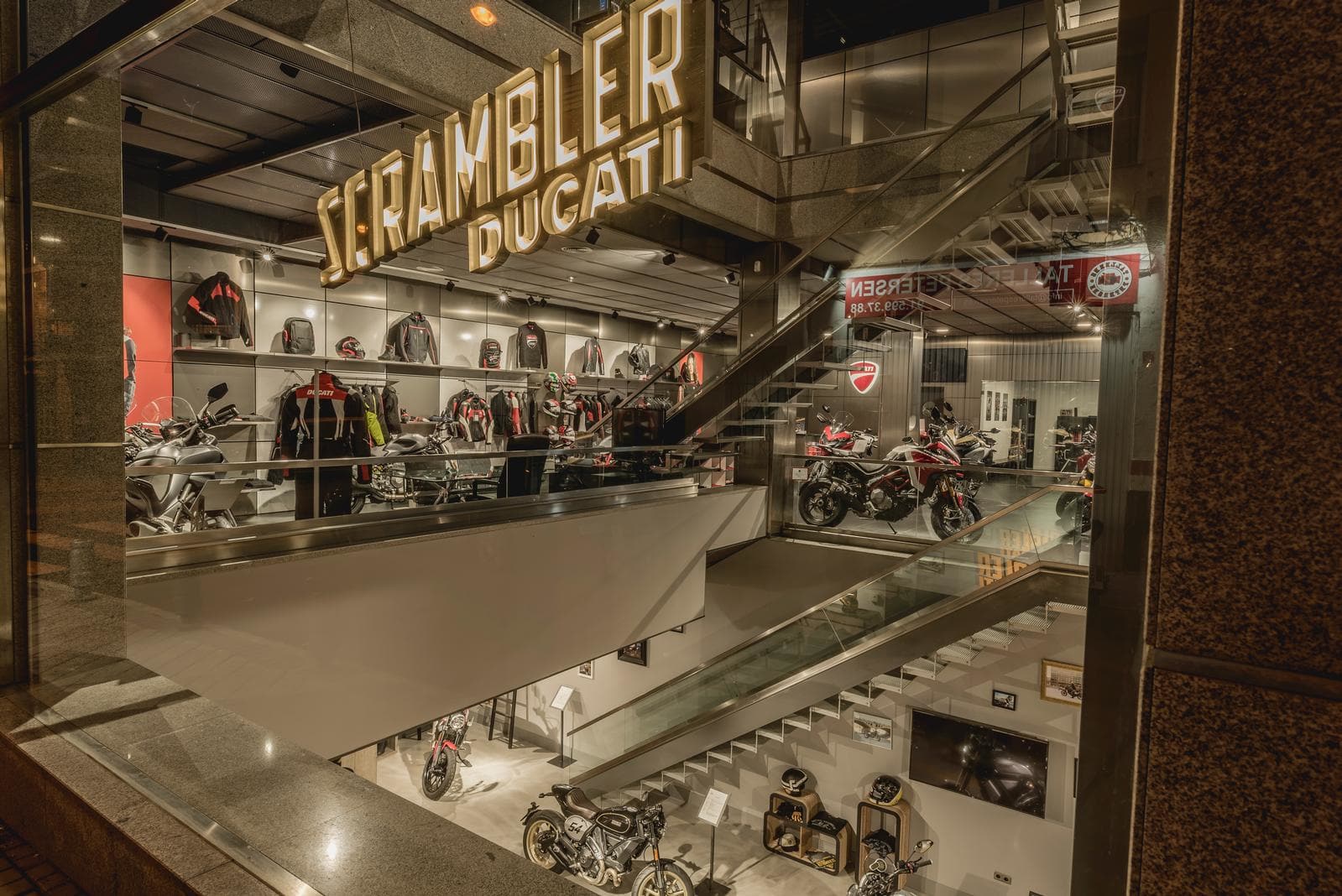Ducati inaugura un nuovo Flagship Store a Madrid