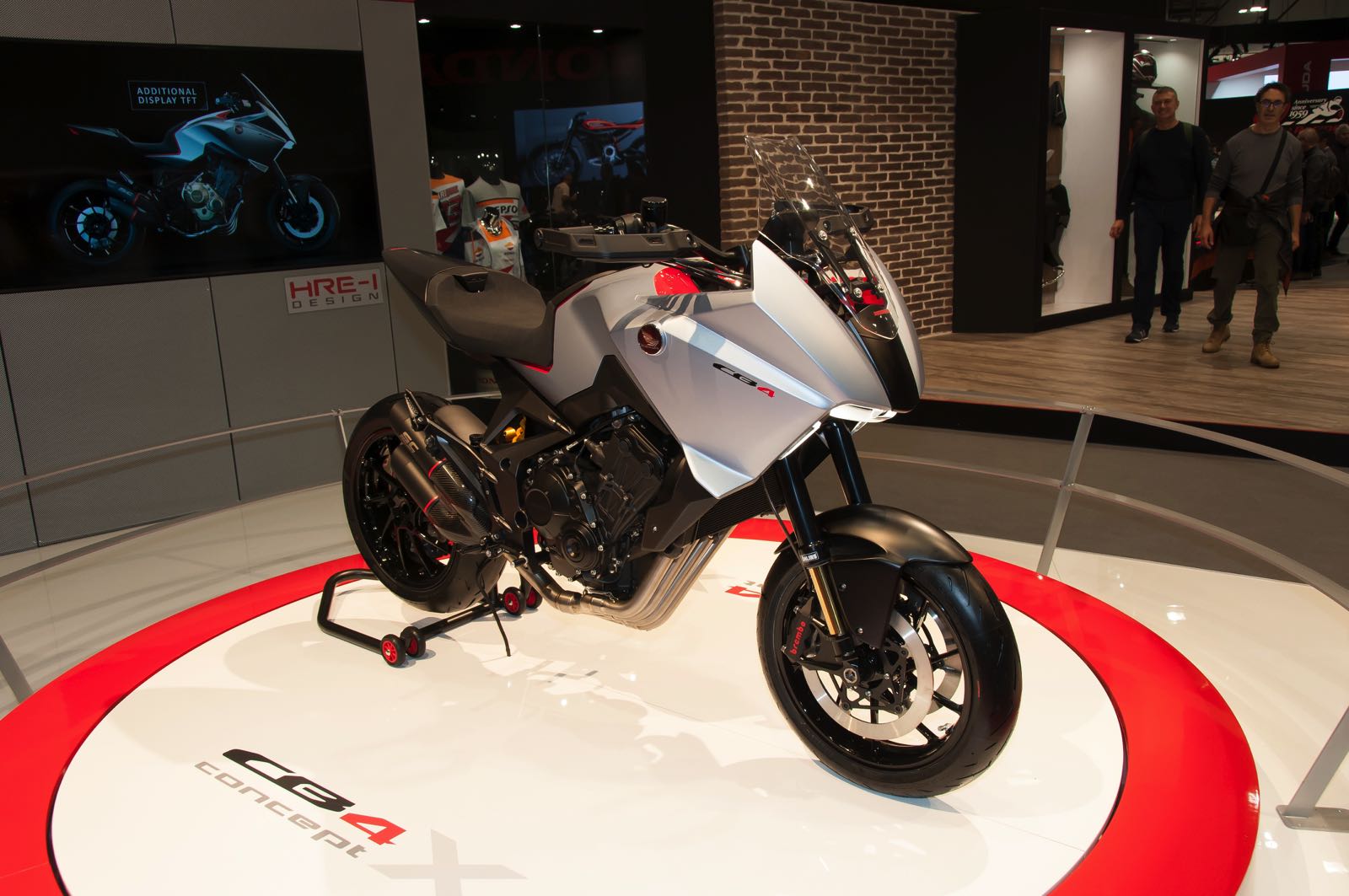 EICMA 2019 - Honda espone una futuristica CB4 X Concept