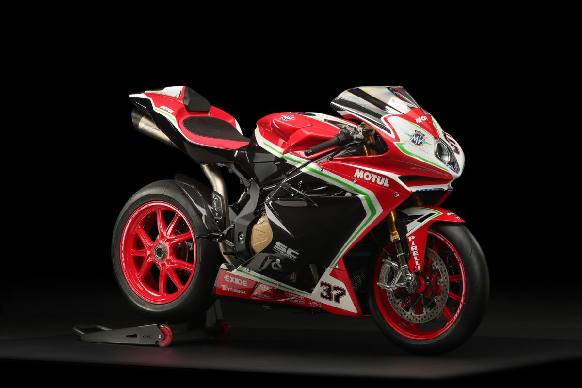MV Agusta F4 Sardarov Per Il Nuovo Progetto Ci Vogliono 5 Anni MV Agusta F4 Sardarov Per Il Nuovo Progetto Ci Vogliono 5 Anni