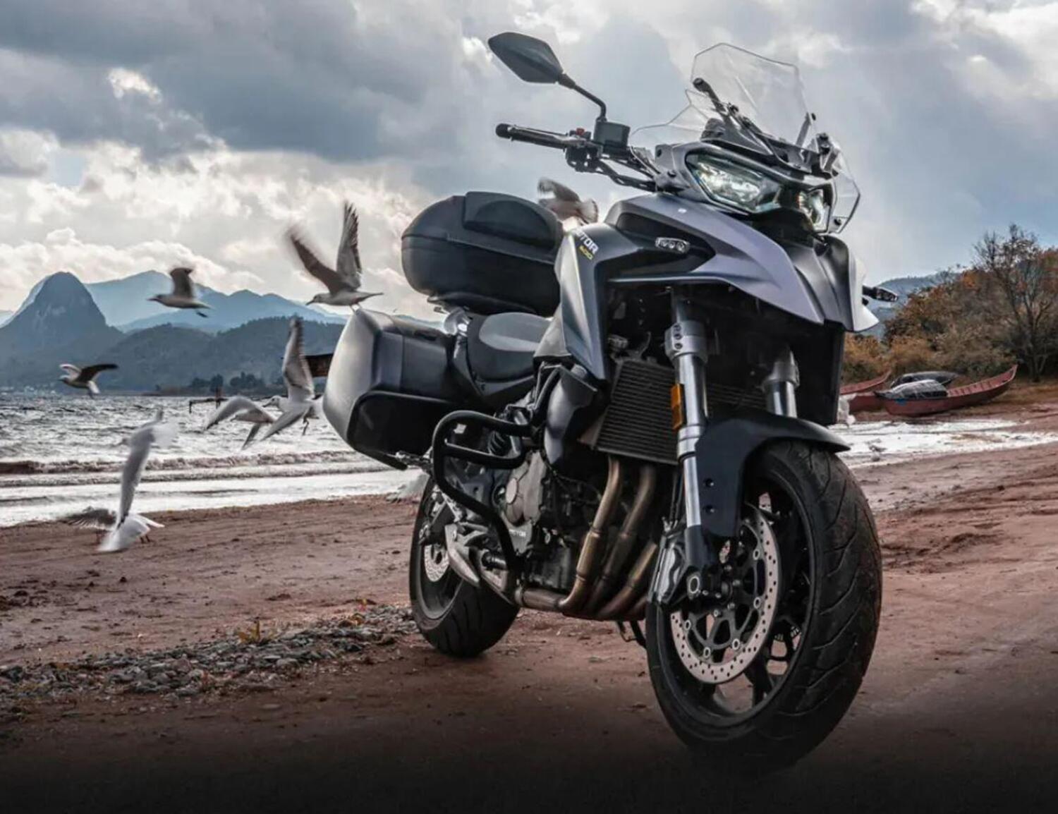 QJMotor SRT 600: prezzo e caratteristiche. Arriverà anche da noi?