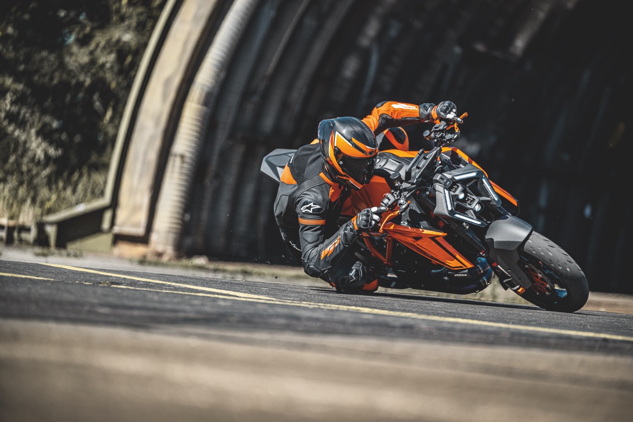 KTM 1390 Super Duke R, “La Bestia” è sempre più feroce