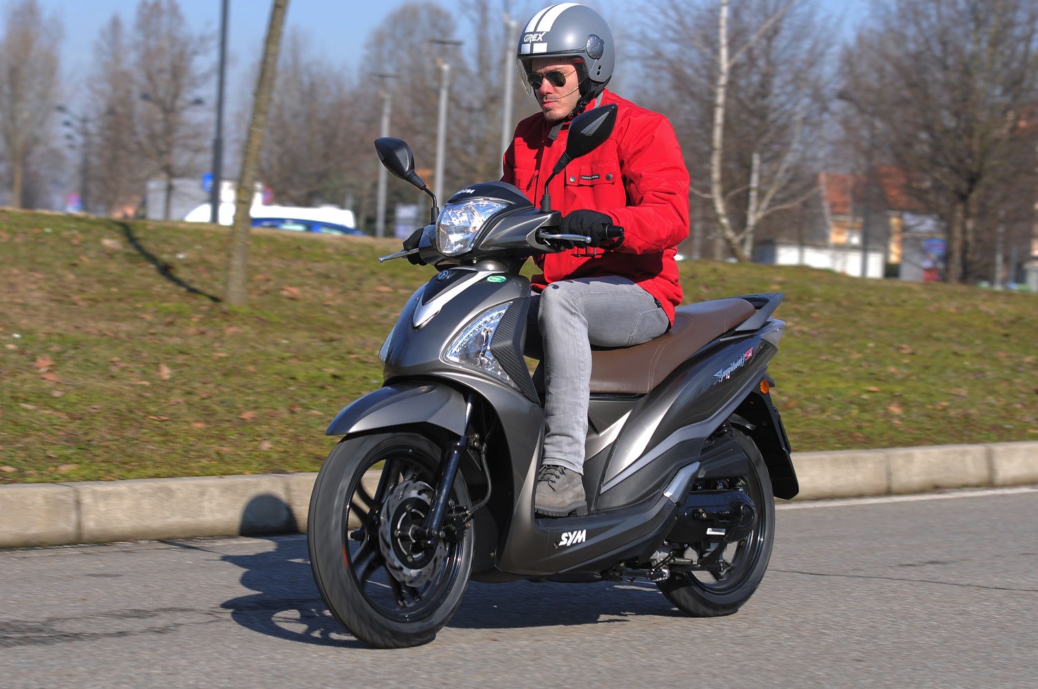 Sym Symphony 50 ST 2015 prezzo, informazioni tecniche, foto e video - Insella.it