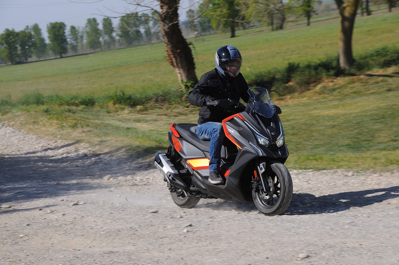 Kymco DTX 360 350i 2022 prezzo, scheda tecnica, dati, foto e video - Insella.it