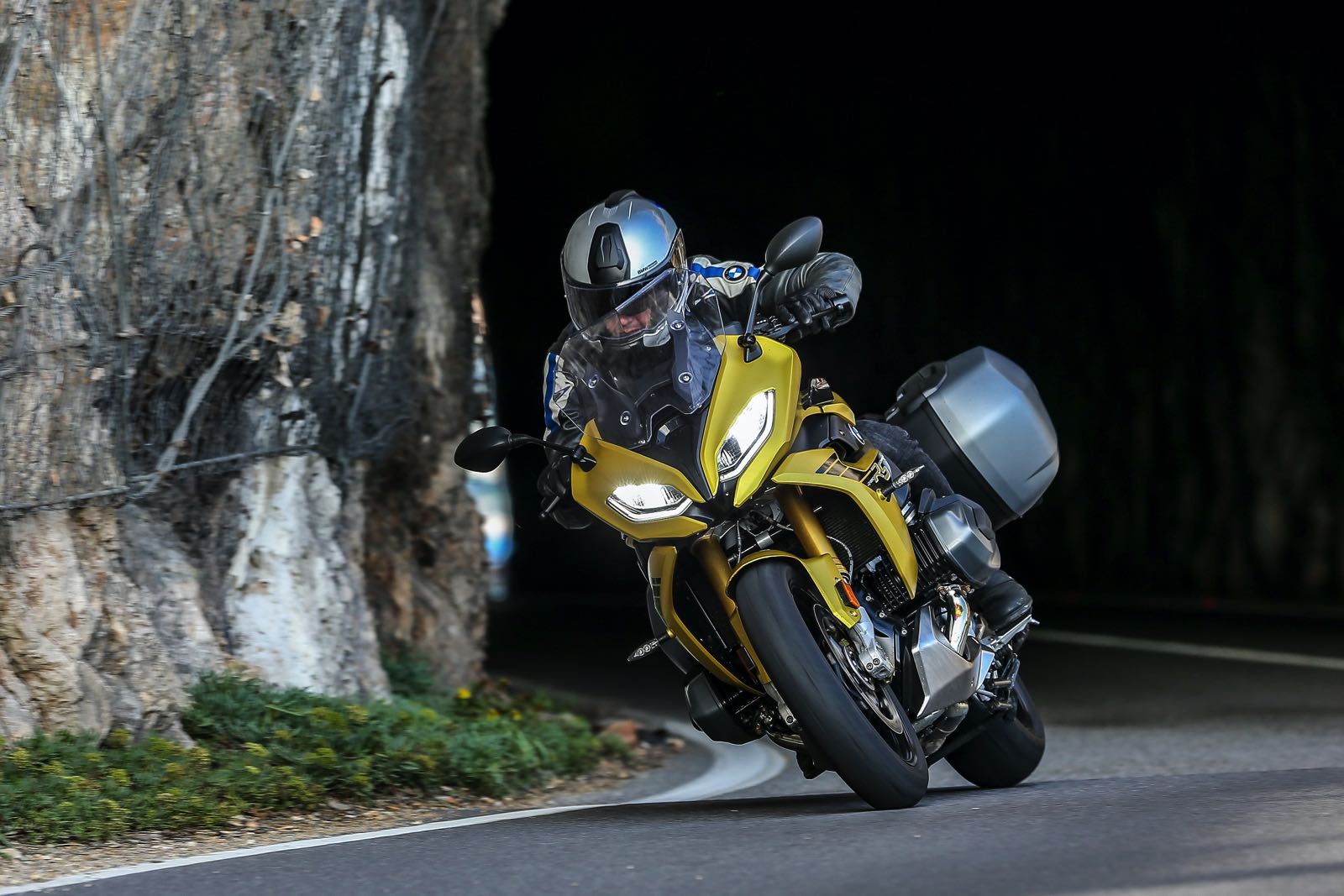 BMW Serie R, modello fuori listino, prezzo, scheda tecnica, foto ...