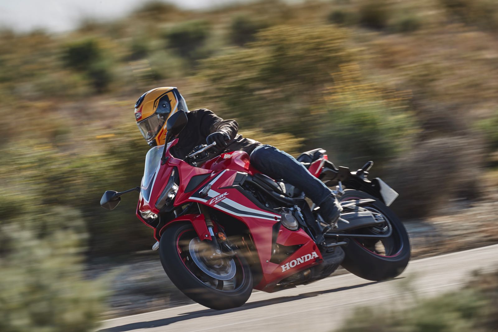 Honda CBR 650 R listino prezzo - scheda tecnica - foto - Insella.it