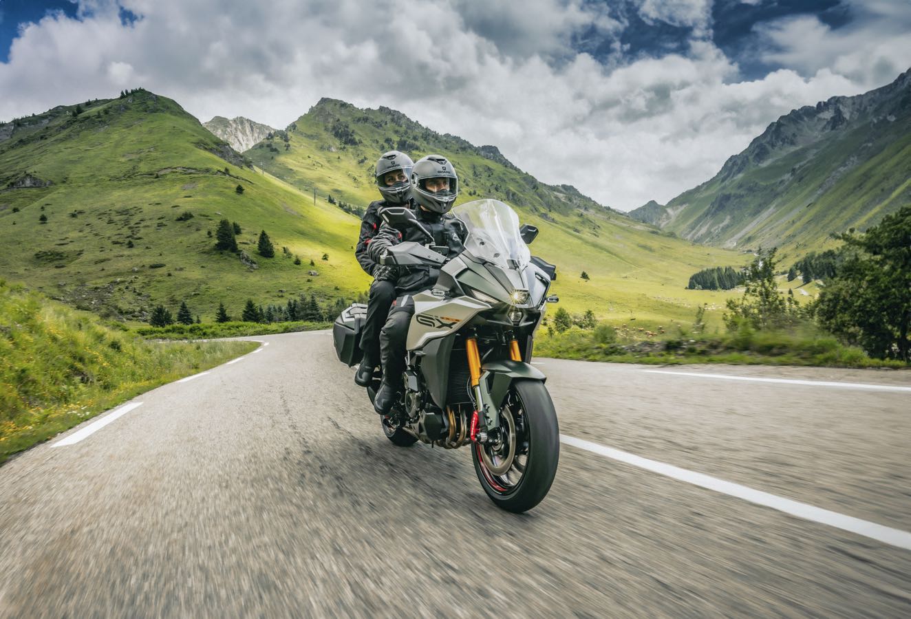 Suzuki GSX-S GX listino prezzo - scheda tecnica - foto - Insella.it