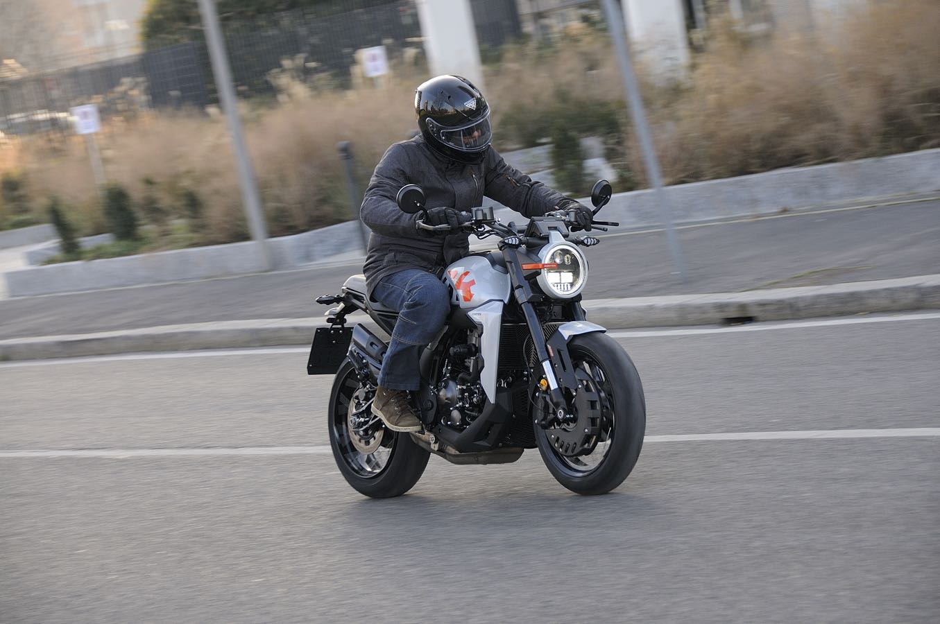 Zontes ZT-GK listino prezzo - scheda tecnica - foto - Insella.it