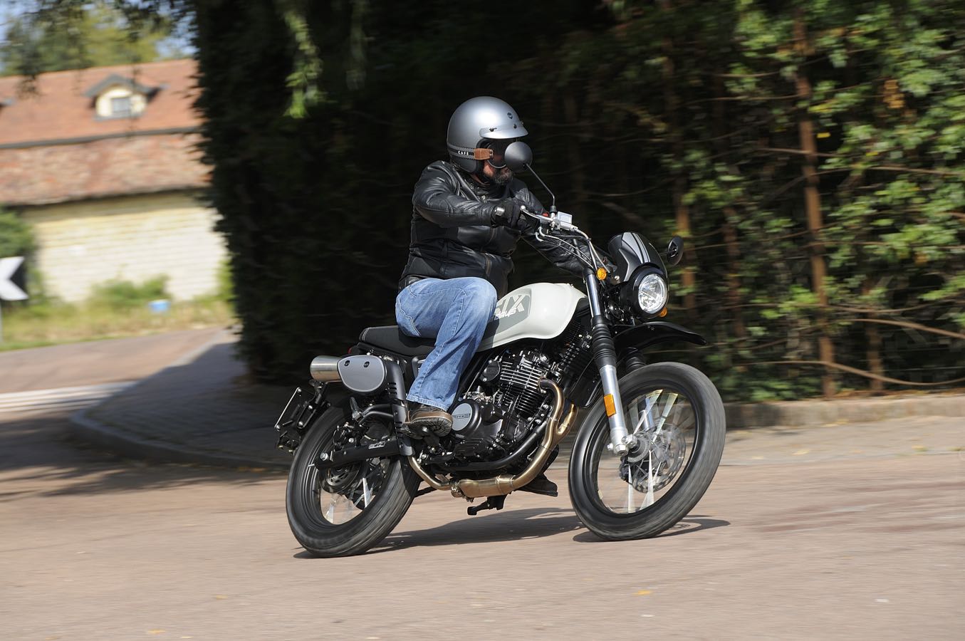 SWM Six listino prezzo - scheda tecnica - foto - Insella.it