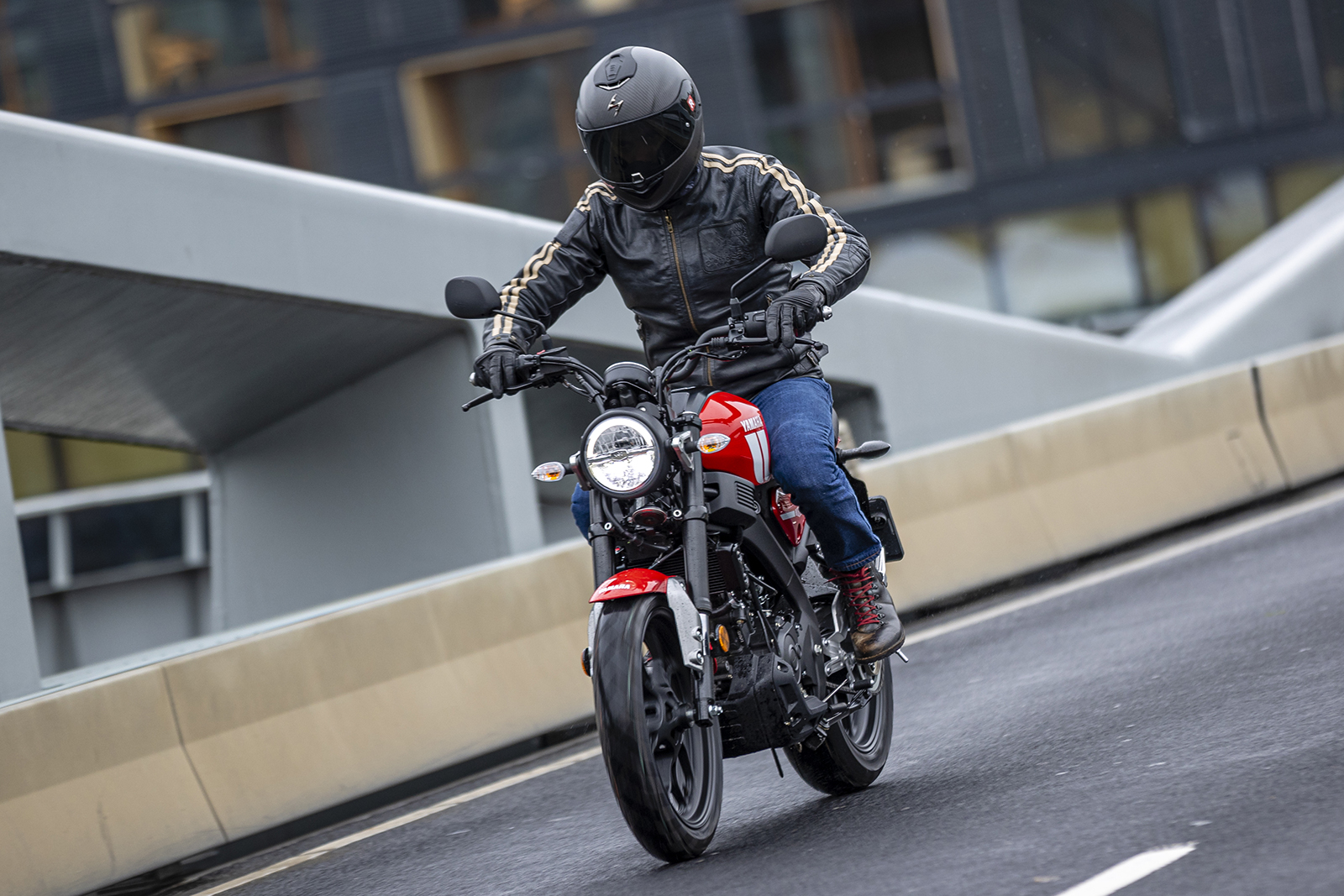 Yamaha XSR 125 listino prezzo - scheda tecnica - foto - Insella.it