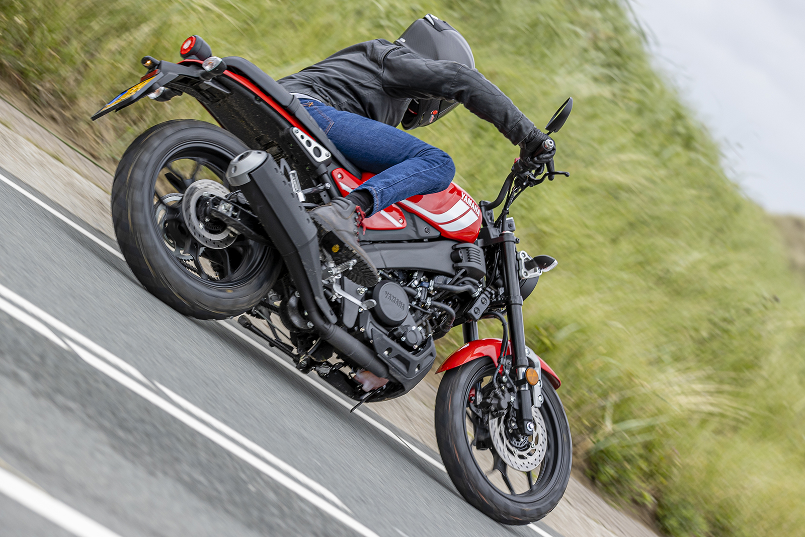 Yamaha XSR 125 listino prezzo - scheda tecnica - foto - Insella.it